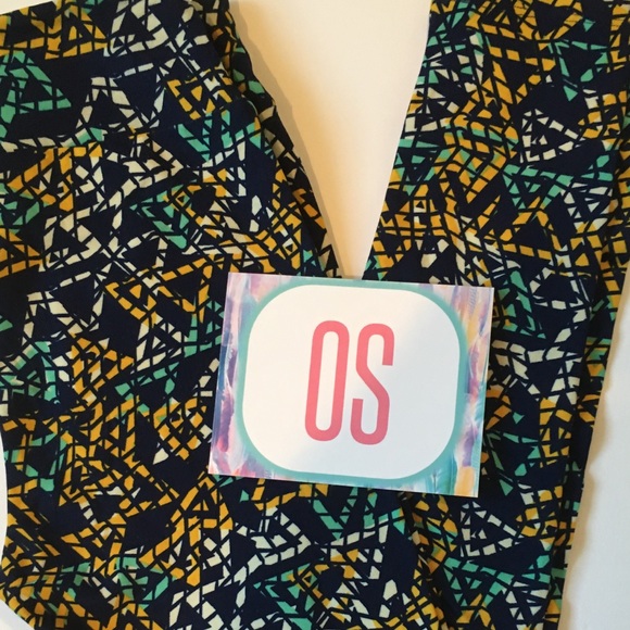 LuLaRoe | Pants & Jumpsuits | New Os Lularoe Leggings Black Background ...
